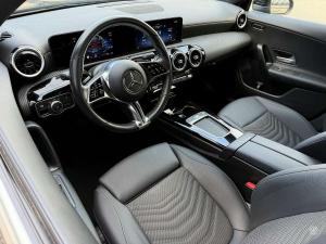 Melns Mercedes-Benz CLA 200 2024 Kauņa, ar dzinēja tilpumu 1.33 L un nobraukumu 204 tūkst. km par 21900 €, foto 6 vietnē AUTOMOTO.COM.LV