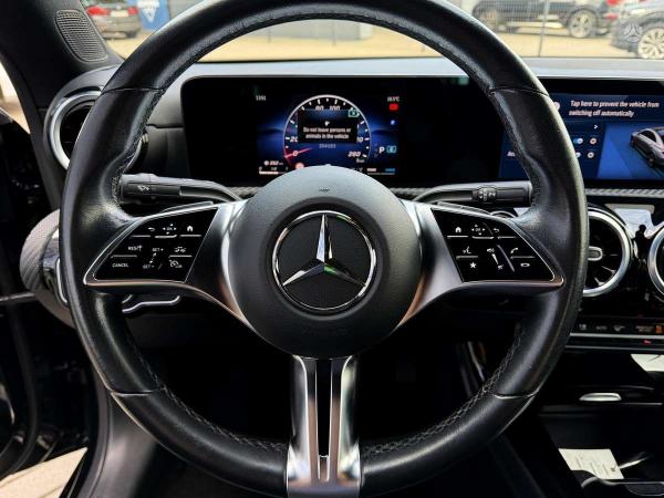 Melns Mercedes-Benz CLA 200 2024 Kauņa, ar dzinēja tilpumu 1.33 L un nobraukumu 204 tūkst. km par 21900 €, foto 7 vietnē AUTOMOTO.COM.LV