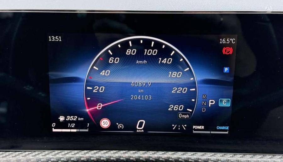 Melns Mercedes-Benz CLA 200 2024 Kauņa, ar dzinēja tilpumu 1.33 L un nobraukumu 204 tūkst. km par 21900 €, foto 8 vietnē AUTOMOTO.COM.LV