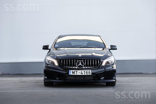 Black Mercedes-Benz CLA 200 2016 in Riga, with an engine capacity of 1.60 L and mileage of 193 thousand km for 12300 €, photo 4 on AUTOMOTO.COM.LV