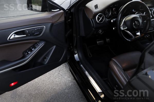 Black Mercedes-Benz CLA 200 2016 in Riga, with an engine capacity of 1.60 L and mileage of 193 thousand km for 12300 €, photo 10 on AUTOMOTO.COM.LV
