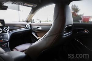 Black Mercedes-Benz CLA 200 2016 in Riga, with an engine capacity of 1.60 L and mileage of 193 thousand km for 11700 €, photo 10 on AUTOMOTO.COM.LV
