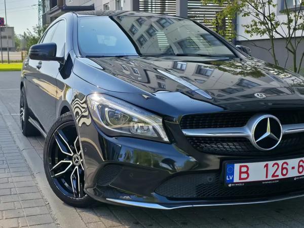 Black Mercedes-Benz CLA 200 2019 in Riga, with an engine capacity of 2.10 L and mileage of 196 thousand km for 12790 €, photo 5 on AUTOMOTO.COM.LV
