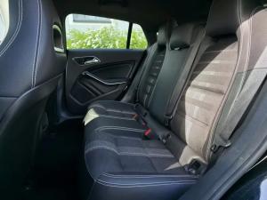 Melns Mercedes-Benz CLA 200 2019 Rīga, ar dzinēja tilpumu 2.10 L un nobraukumu 196 tūkst. km par 12790 €, foto 31 vietnē AUTOMOTO.COM.LV