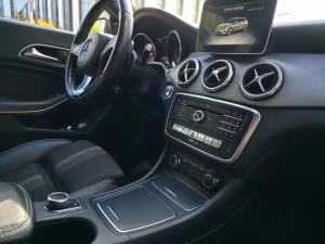Melns Mercedes-Benz CLA 200 2019 Rīga, ar dzinēja tilpumu 2.10 L un nobraukumu 196 tūkst. km par 12790 €, foto 32 vietnē AUTOMOTO.COM.LV