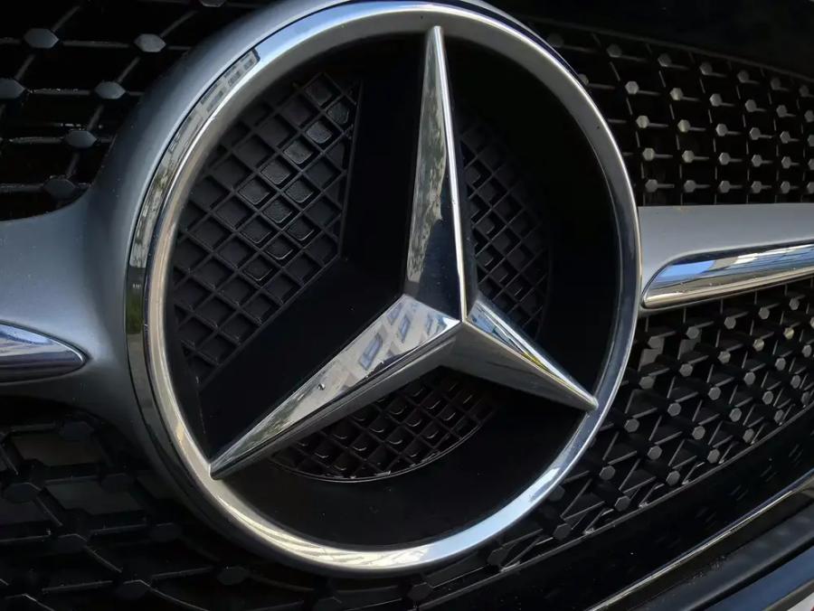 Melns Mercedes-Benz CLA 200 2019 Rīga, ar dzinēja tilpumu 2.10 L un nobraukumu 196 tūkst. km par 12790 €, foto 36 vietnē AUTOMOTO.COM.LV