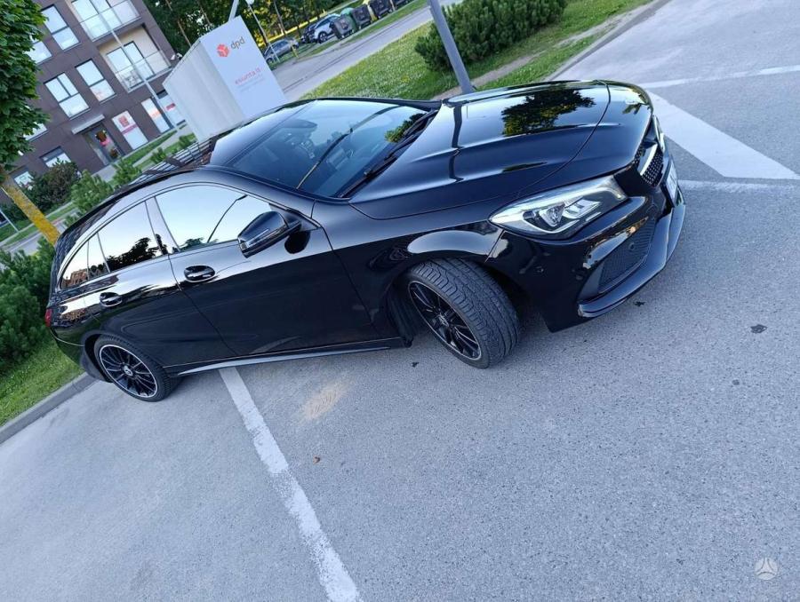 Black Mercedes-Benz CLA 200 2019 in Vilnius, with an engine capacity of 2.14 L and mileage of 268 thousand km for 13599 €, photo 10 on AUTOMOTO.COM.LV