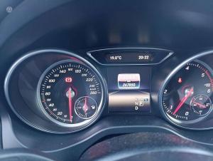 Black Mercedes-Benz CLA 200 2019 in Vilnius, with an engine capacity of 2.14 L and mileage of 268 thousand km for 13599 €, photo 16 on AUTOMOTO.COM.LV