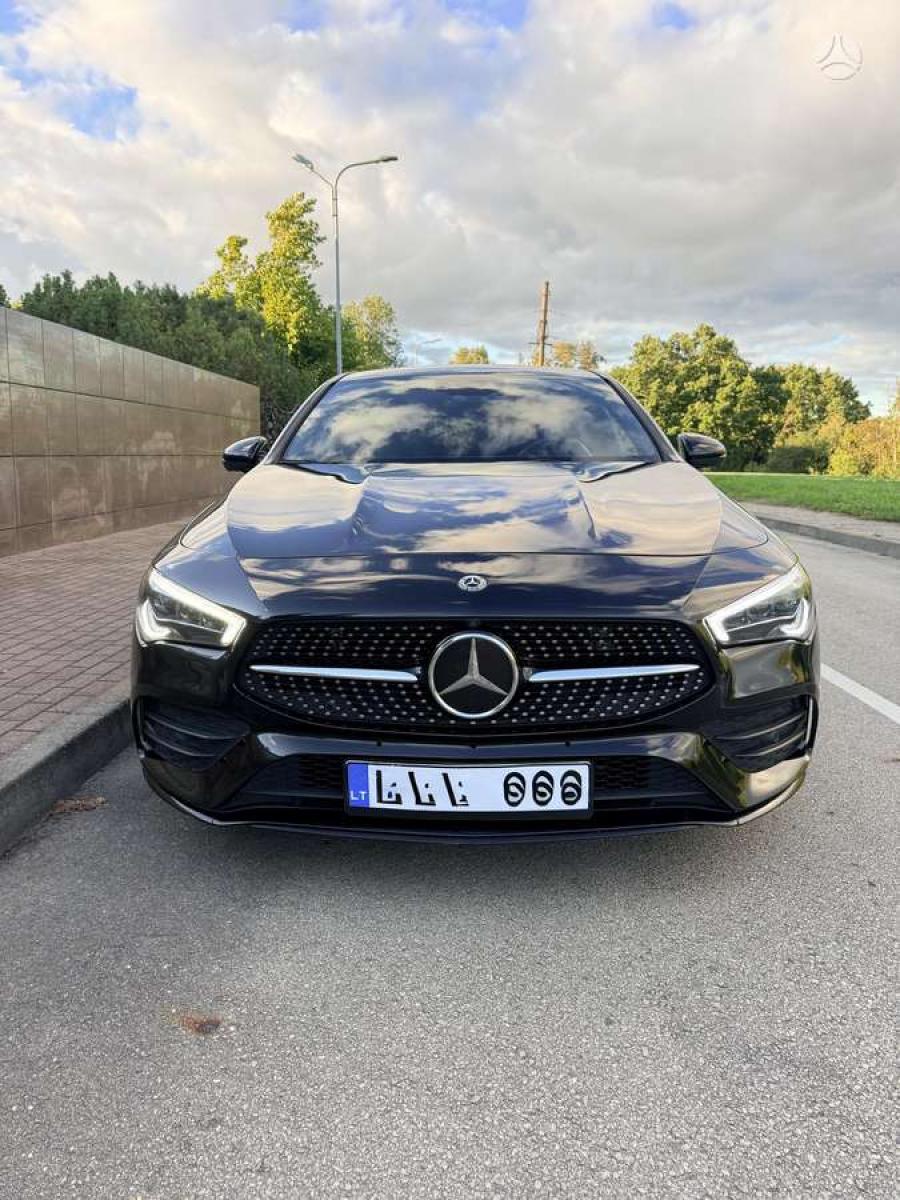 Black Mercedes-Benz CLA 200 2019 in Kaunas, with an engine capacity of 1.33 L and mileage of 220 thousand km for 17500 €, photo 1 on AUTOMOTO.COM.LV