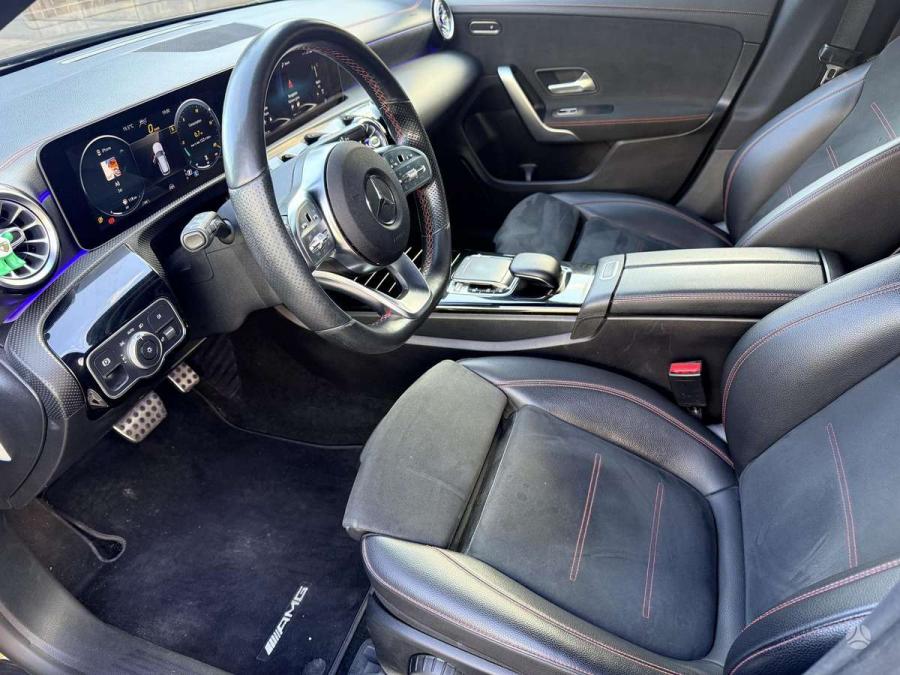 Black Mercedes-Benz CLA 200 2019 in Kaunas, with an engine capacity of 1.33 L and mileage of 220 thousand km for 17500 €, photo 15 on AUTOMOTO.COM.LV
