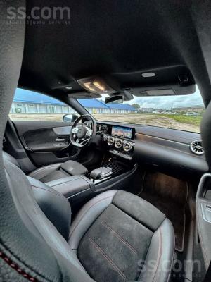 Melns Mercedes-Benz CLA 200 2020 Liepāja, ar dzinēja tilpumu 2.00 L un nobraukumu 233 tūkst. km par 19800 €, foto 13 vietnē AUTOMOTO.COM.LV