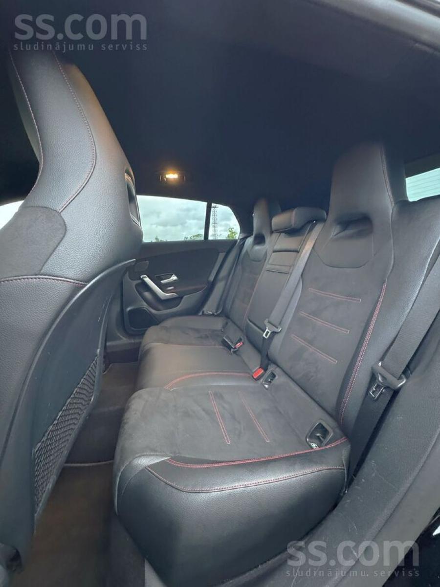 Melns Mercedes-Benz CLA 200 2020 Liepāja, ar dzinēja tilpumu 2.00 L un nobraukumu 233 tūkst. km par 19800 €, foto 14 vietnē AUTOMOTO.COM.LV
