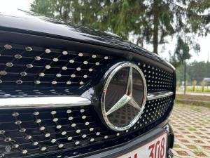 Black Mercedes-Benz CLA 200 2020 in Vilnius, with an engine capacity of 1.95 L and mileage of 228 thousand km for 20950 €, photo 16 on AUTOMOTO.COM.LV
