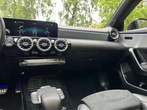 Black Mercedes-Benz CLA 200 2020 in Vilnius, with an engine capacity of 1.95 L and mileage of 228 thousand km for 19500 €, photo 24 on AUTOMOTO.COM.LV