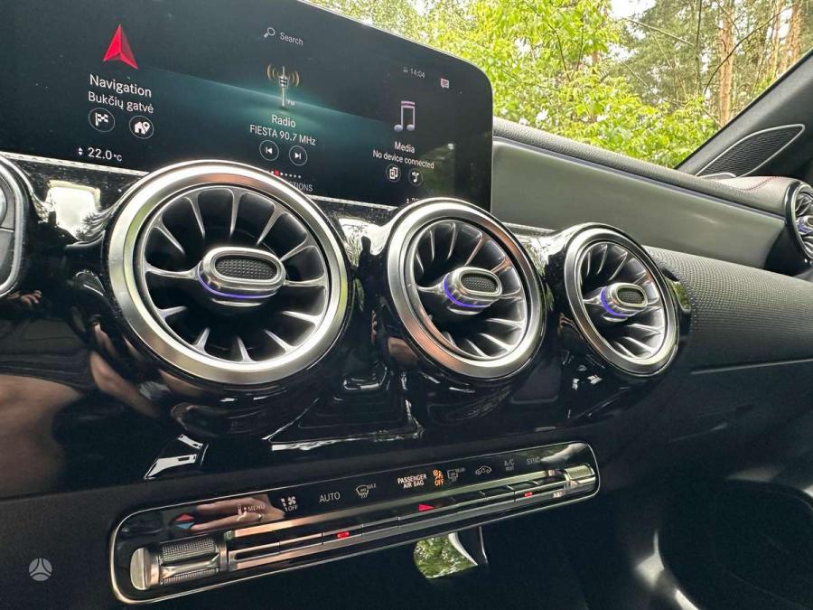 Black Mercedes-Benz CLA 200 2020 in Vilnius, with an engine capacity of 1.95 L and mileage of 228 thousand km for 19500 €, photo 26 on AUTOMOTO.COM.LV