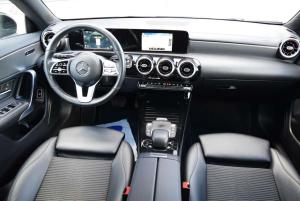 Melns Mercedes-Benz CLA 200 2020 Viļņa, ar dzinēja tilpumu 1.95 L un nobraukumu 227 tūkst. km par 21300 €, foto 13 vietnē AUTOMOTO.COM.LV