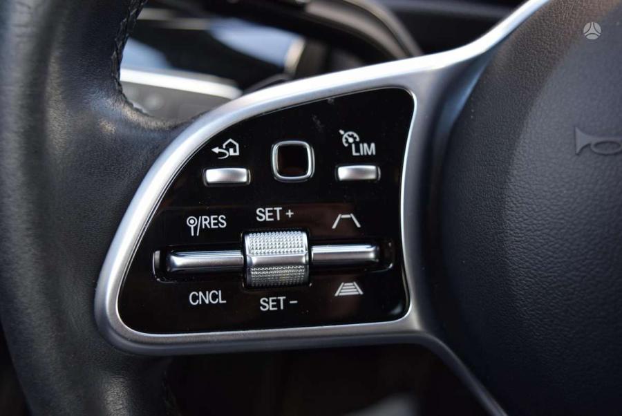 Melns Mercedes-Benz CLA 200 2020 Viļņa, ar dzinēja tilpumu 1.95 L un nobraukumu 227 tūkst. km par 21300 €, foto 19 vietnē AUTOMOTO.COM.LV