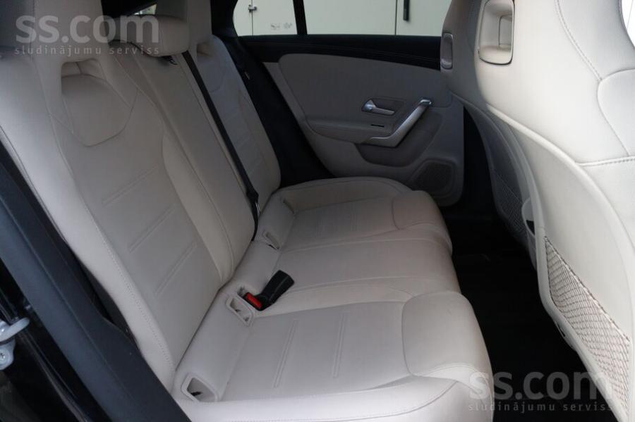 Melns Mercedes-Benz CLA 200 2020 Rīga, ar dzinēja tilpumu 1.30 L un nobraukumu 99 tūkst. km par 21000 €, foto 30 vietnē AUTOMOTO.COM.LV