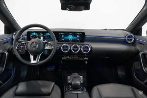 Black Mercedes-Benz CLA 200 2023 in Vilnius, with an engine capacity of 2.00 L and mileage of 162 thousand km for 21800 €, photo 9 on AUTOMOTO.COM.LV