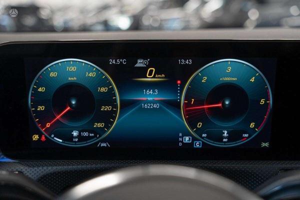 Black Mercedes-Benz CLA 200 2023 in Vilnius, with an engine capacity of 2.00 L and mileage of 162 thousand km for 21800 €, photo 10 on AUTOMOTO.COM.LV