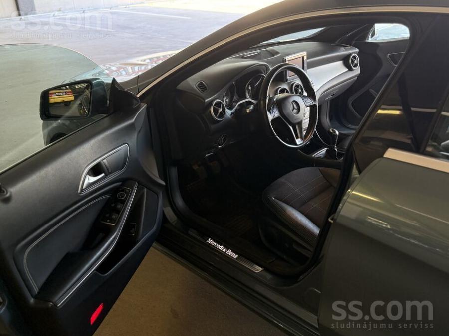 Zils Mercedes-Benz CLA 200 2013 Rīga, ar dzinēja tilpumu 1.80 L un nobraukumu 119 tūkst. km par 11900 €, foto 7 vietnē AUTOMOTO.COM.LV