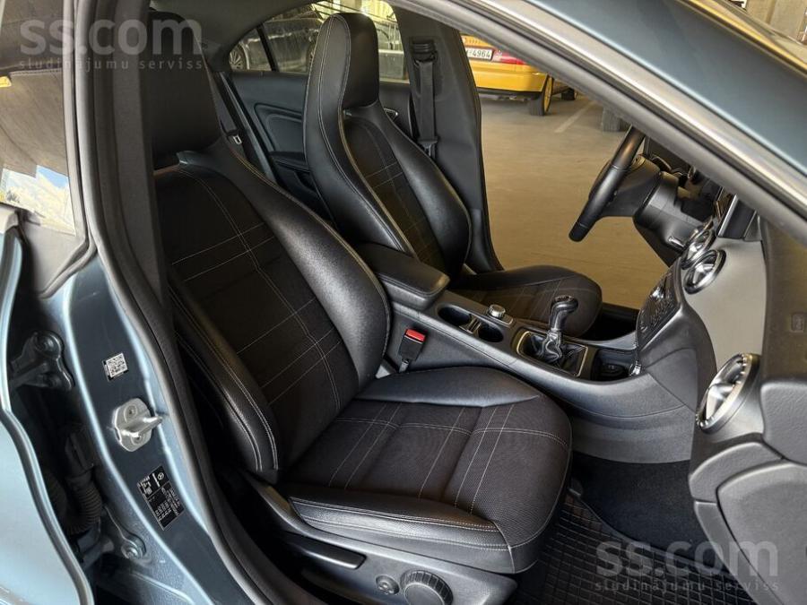 Zils Mercedes-Benz CLA 200 2013 Rīga, ar dzinēja tilpumu 1.80 L un nobraukumu 119 tūkst. km par 11900 €, foto 12 vietnē AUTOMOTO.COM.LV