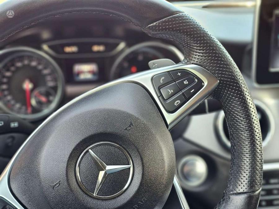 Zils Mercedes-Benz CLA 200 2018 Šauļi, ar dzinēja tilpumu 2.14 L un nobraukumu 261 tūkst. km par 15950 €, foto 24 vietnē AUTOMOTO.COM.LV