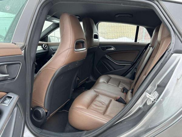 Brown Mercedes-Benz CLA 200 2015 in Taurage, with an engine capacity of 2.14 L and mileage of 230 thousand km for 7300 €, photo 9 on AUTOMOTO.COM.LV