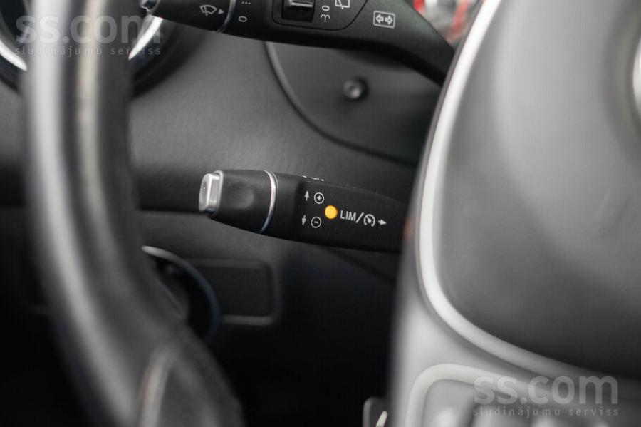 Brūns Mercedes-Benz CLA 200 2018 Rīga, ar dzinēja tilpumu 2.20 L un nobraukumu 192 tūkst. km par 12990 €, foto 20 vietnē AUTOMOTO.COM.LV