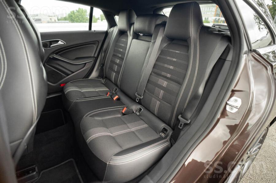 Brūns Mercedes-Benz CLA 200 2018 Rīga, ar dzinēja tilpumu 2.20 L un nobraukumu 192 tūkst. km par 12990 €, foto 32 vietnē AUTOMOTO.COM.LV