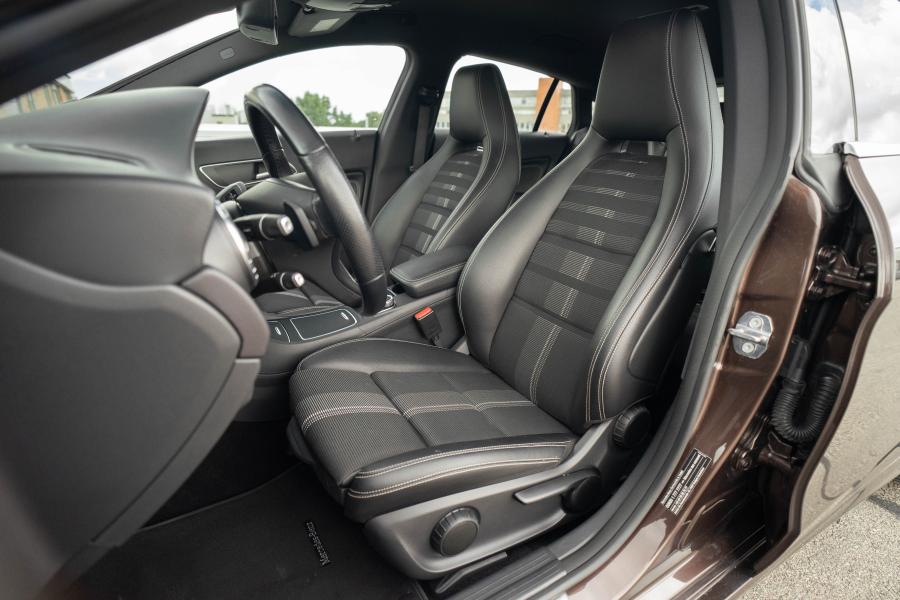 Brūns Mercedes-Benz CLA 200 2018 Rīga, ar dzinēja tilpumu 2.20 L un nobraukumu 192 tūkst. km par 12990 €, foto 14 vietnē AUTOMOTO.COM.LV