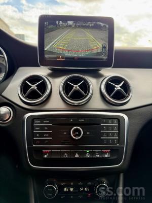Pelēks Mercedes-Benz CLA 200 2016 Rīga, ar dzinēja tilpumu 1.60 L un nobraukumu 119 tūkst. km par 13900 €, foto 11 vietnē AUTOMOTO.COM.LV