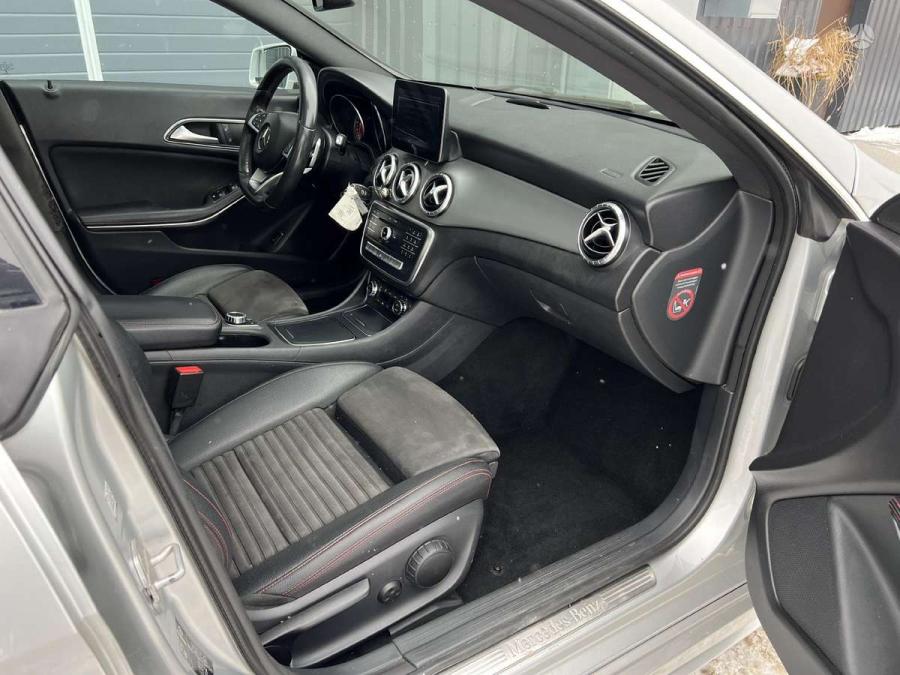 Grey Mercedes-Benz CLA 200 2017 in Alytus, with an engine capacity of 2.14 L and mileage of 197 thousand km for 10200 €, photo 12 on AUTOMOTO.COM.LV
