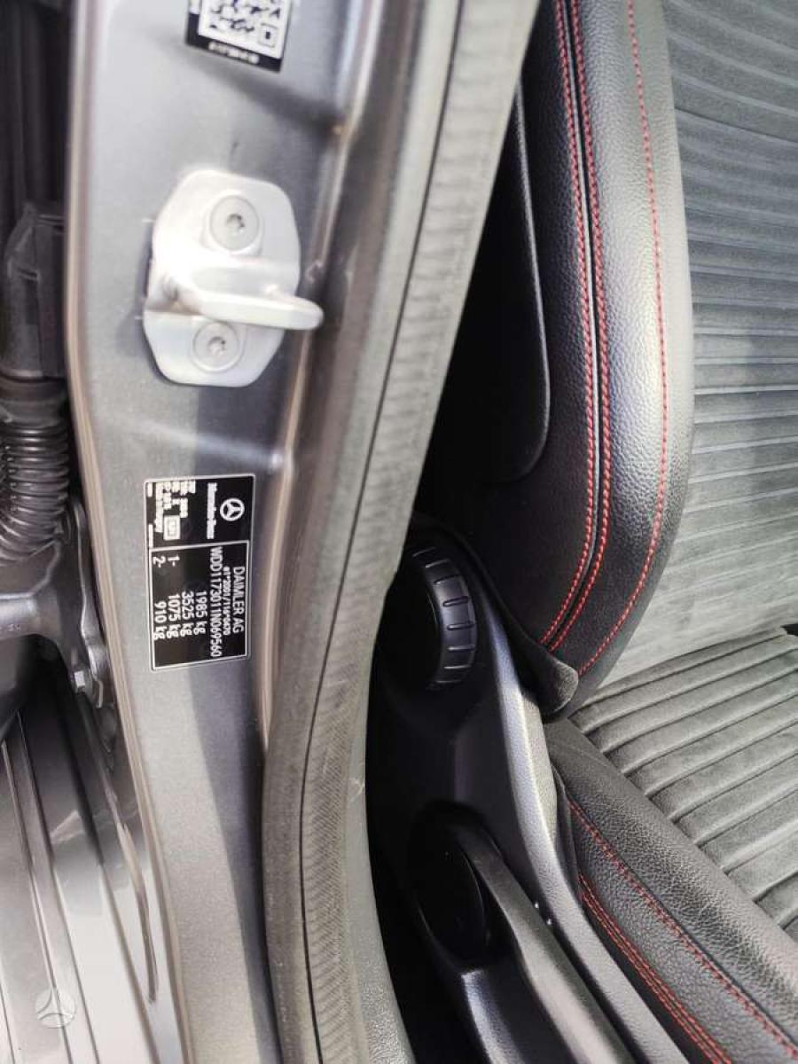 Pelēks Mercedes-Benz CLA 200 2014 Marijampole, ar dzinēja tilpumu 1.80 L un nobraukumu 206 tūkst. km par 12900 €, foto 14 vietnē AUTOMOTO.COM.LV
