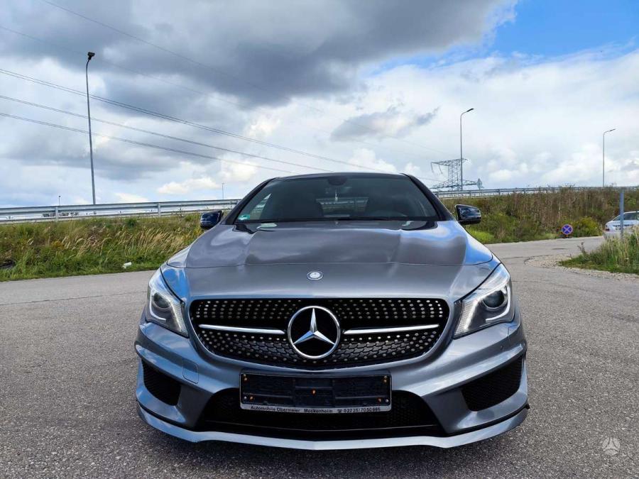 Pelēks Mercedes-Benz CLA 200 2014 Marijampole, ar dzinēja tilpumu 1.80 L un nobraukumu 206 tūkst. km par 12900 €, foto 21 vietnē AUTOMOTO.COM.LV