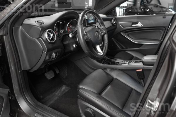 Grey Mercedes-Benz CLA 200 2018 in Riga, with an engine capacity of 1.60 L and mileage of 95 thousand km for 17900 €, photo 10 on AUTOMOTO.COM.LV