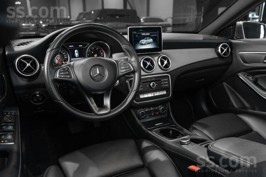 Grey Mercedes-Benz CLA 200 2018 in Riga, with an engine capacity of 1.60 L and mileage of 95 thousand km for 17900 €, photo 11 on AUTOMOTO.COM.LV