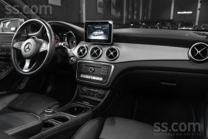 Grey Mercedes-Benz CLA 200 2018 in Riga, with an engine capacity of 1.60 L and mileage of 95 thousand km for 17900 €, photo 13 on AUTOMOTO.COM.LV