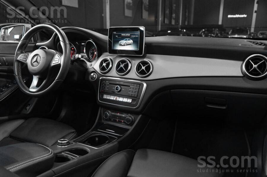 Grey Mercedes-Benz CLA 200 2018 in Riga, with an engine capacity of 1.60 L and mileage of 95 thousand km for 17900 €, photo 13 on AUTOMOTO.COM.LV