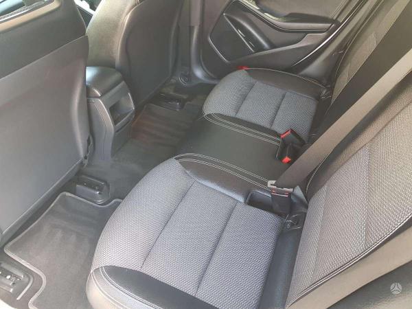 Pelēks Mercedes-Benz CLA 200 2015 Šauļi, ar dzinēja tilpumu 2.14 L un nobraukumu 238 tūkst. km par 8700 €, foto 10 vietnē AUTOMOTO.COM.LV
