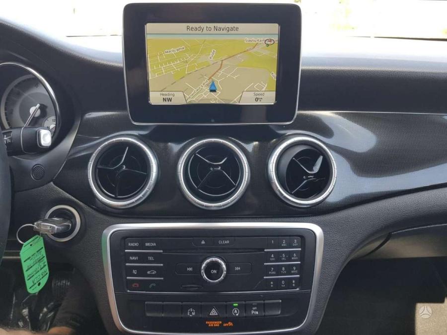 Pelēks Mercedes-Benz CLA 200 2015 Šauļi, ar dzinēja tilpumu 2.14 L un nobraukumu 238 tūkst. km par 8700 €, foto 14 vietnē AUTOMOTO.COM.LV