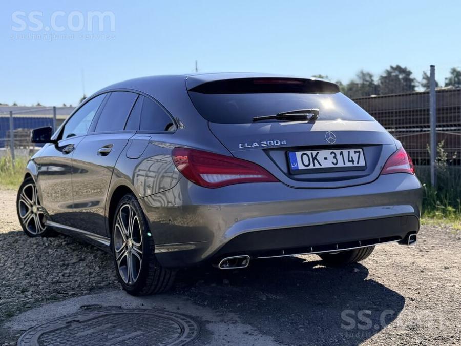 Grey Mercedes-Benz CLA 200 2016 in Riga, with an engine capacity of 2.20 L and mileage of 243 thousand km for 11995 €, photo 3 on AUTOMOTO.COM.LV