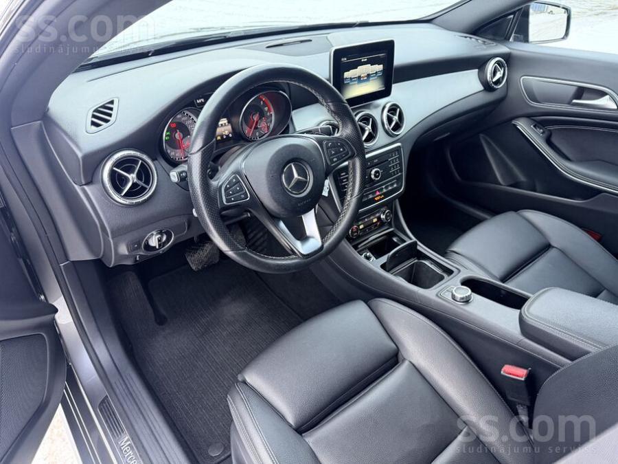Grey Mercedes-Benz CLA 200 2016 in Riga, with an engine capacity of 2.20 L and mileage of 243 thousand km for 11995 €, photo 10 on AUTOMOTO.COM.LV