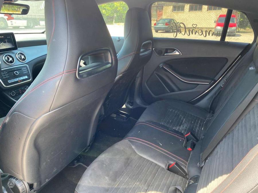 Pelēks Mercedes-Benz CLA 200 2016 Raseiniai, ar dzinēja tilpumu 2.14 L un nobraukumu 225 tūkst. km par 11300 €, foto 14 vietnē AUTOMOTO.COM.LV