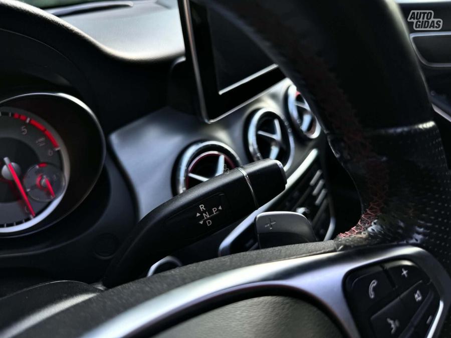 Pelēks Mercedes-Benz CLA 200 2016 Kauņa, ar dzinēja tilpumu 2.00 L un nobraukumu 338 tūkst. km par 15000 €, foto 5 vietnē AUTOMOTO.COM.LV