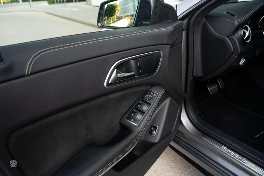 Grey Mercedes-Benz CLA 200 2018 in Vilnius, with an engine capacity of 2.14 L and mileage of 183 thousand km for 14200 €, photo 14 on AUTOMOTO.COM.LV