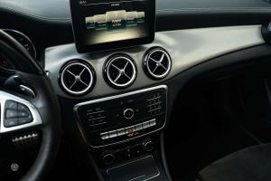Grey Mercedes-Benz CLA 200 2018 in Vilnius, with an engine capacity of 2.14 L and mileage of 183 thousand km for 14200 €, photo 25 on AUTOMOTO.COM.LV