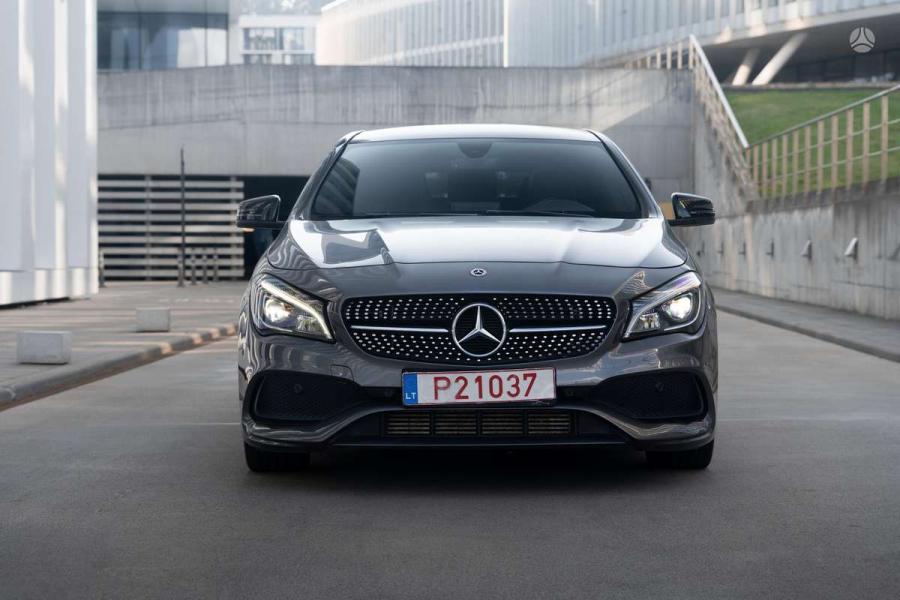 Grey Mercedes-Benz CLA 200 2018 in Vilnius, with an engine capacity of 2.14 L and mileage of 183 thousand km for 13800 €, photo 4 on AUTOMOTO.COM.LV