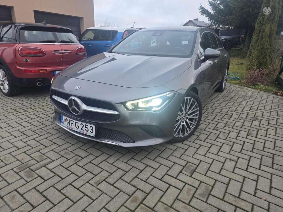 Pelēks Mercedes-Benz CLA 200 2020 Viļņa, ar dzinēja tilpumu 1.95 L un nobraukumu 222 tūkst. km par 17000 €, foto 1 vietnē AUTOMOTO.COM.LV