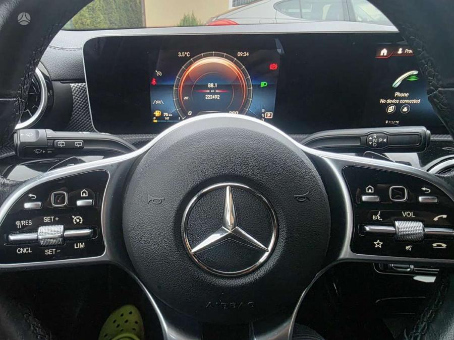Pelēks Mercedes-Benz CLA 200 2020 Viļņa, ar dzinēja tilpumu 1.95 L un nobraukumu 222 tūkst. km par 17000 €, foto 13 vietnē AUTOMOTO.COM.LV